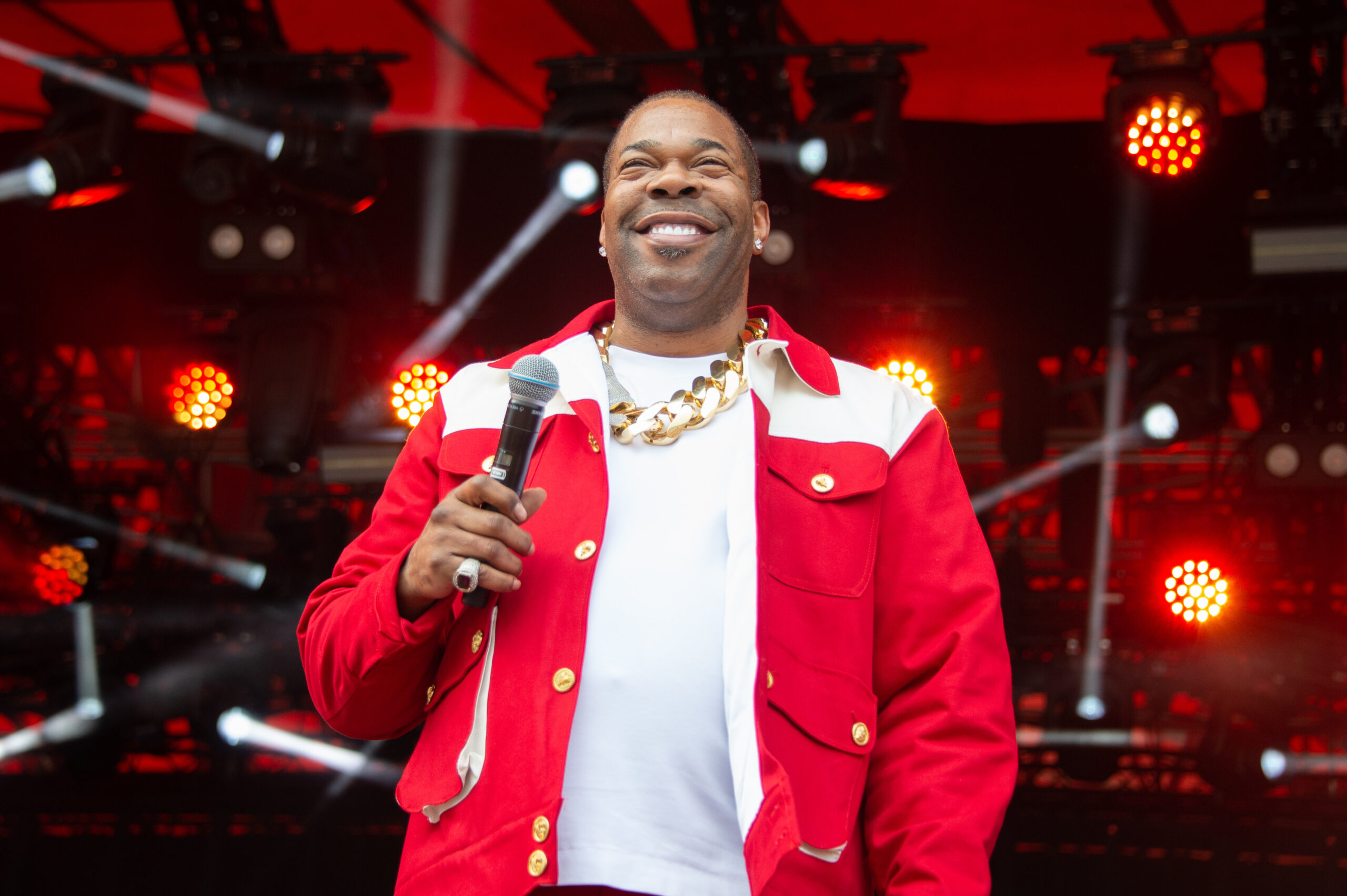 NC Artist Paints Mural Of Busta Rhymes’ Father-Son Moment