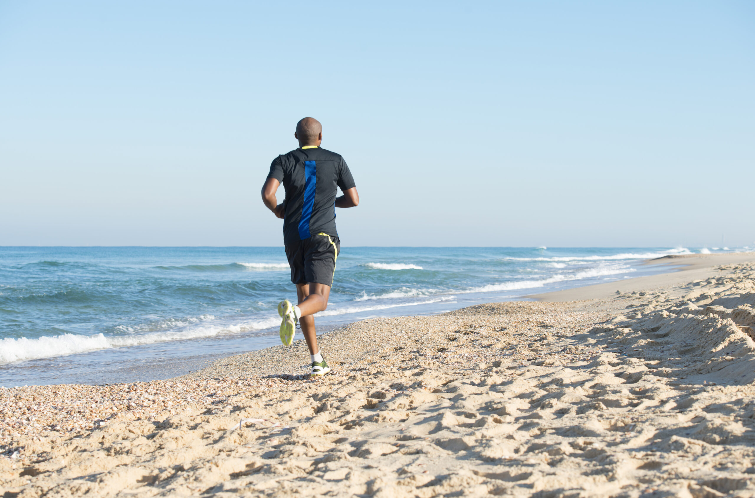 Martinus Evans' Run Club Inspires Others To Run Their Own Race