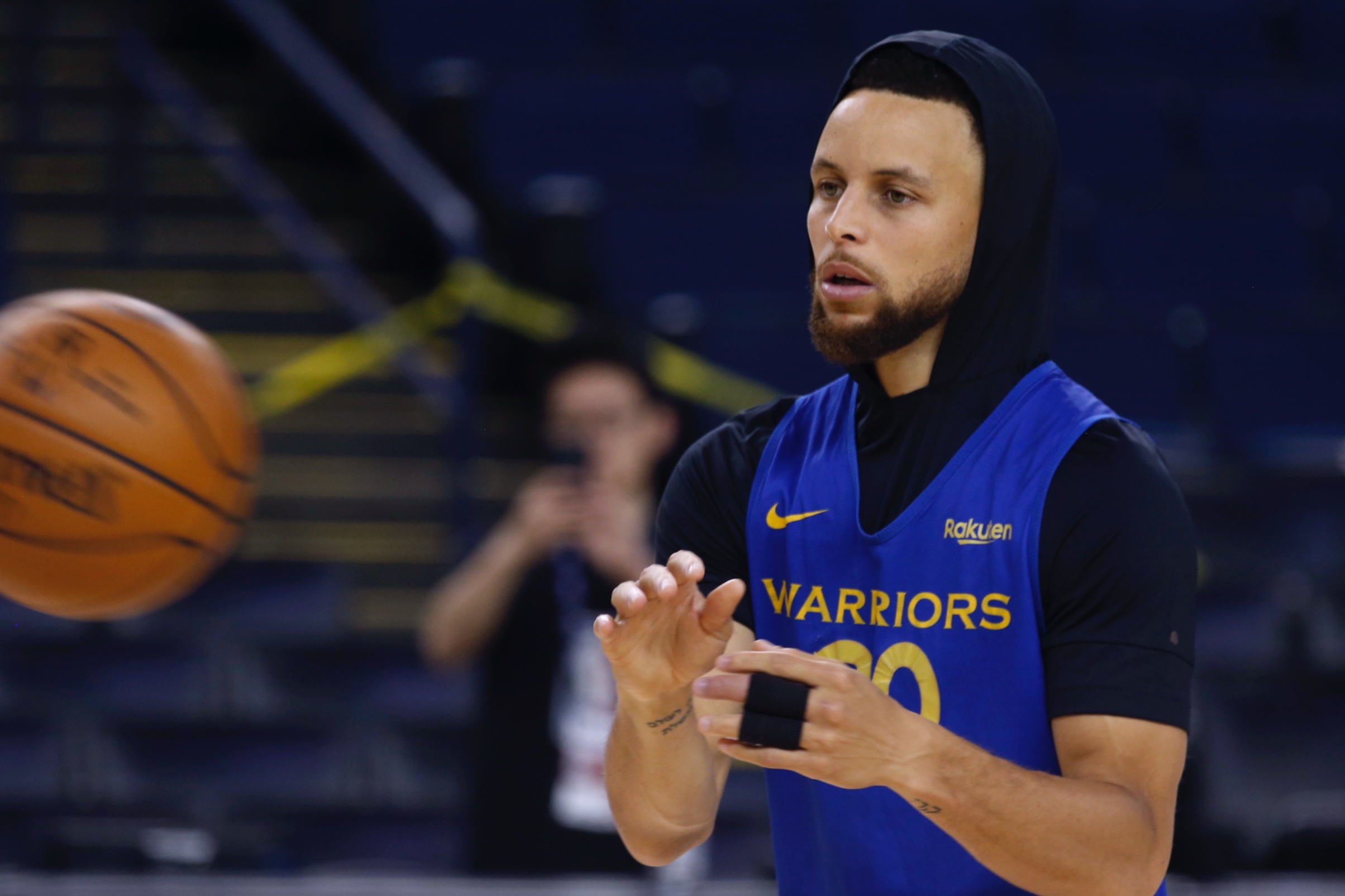 Stephen Curry Makes NBA History Once Again