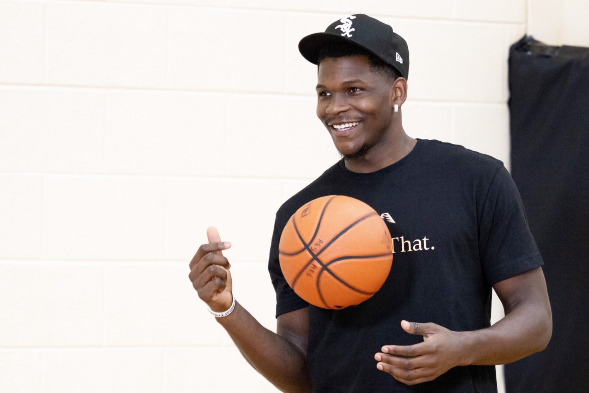 Anthony Edwards Addresses Alleged Texts Urging Abortion