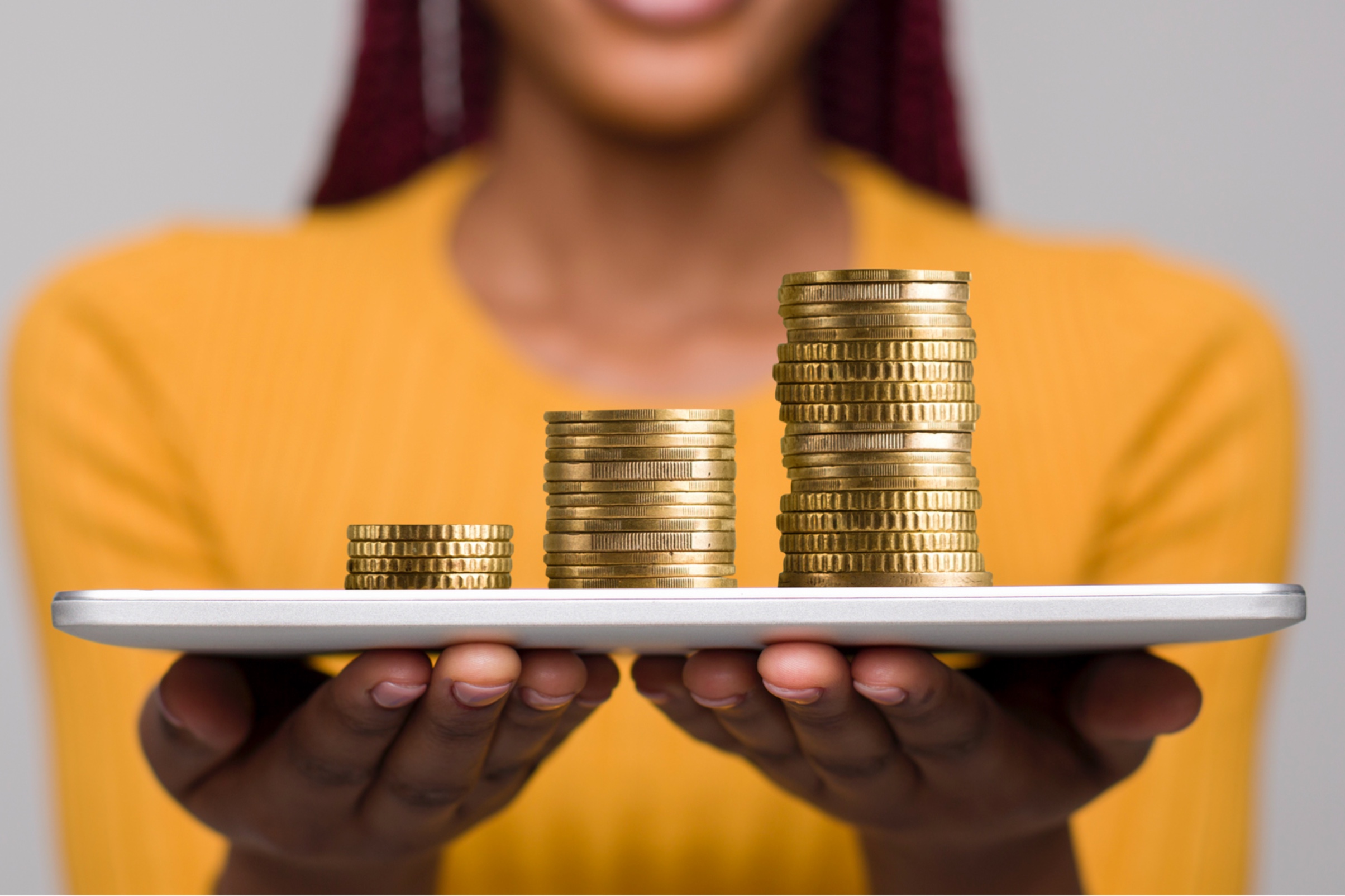 Get Yo’ Money! Average Salaries Rise Across The Nation In 2024