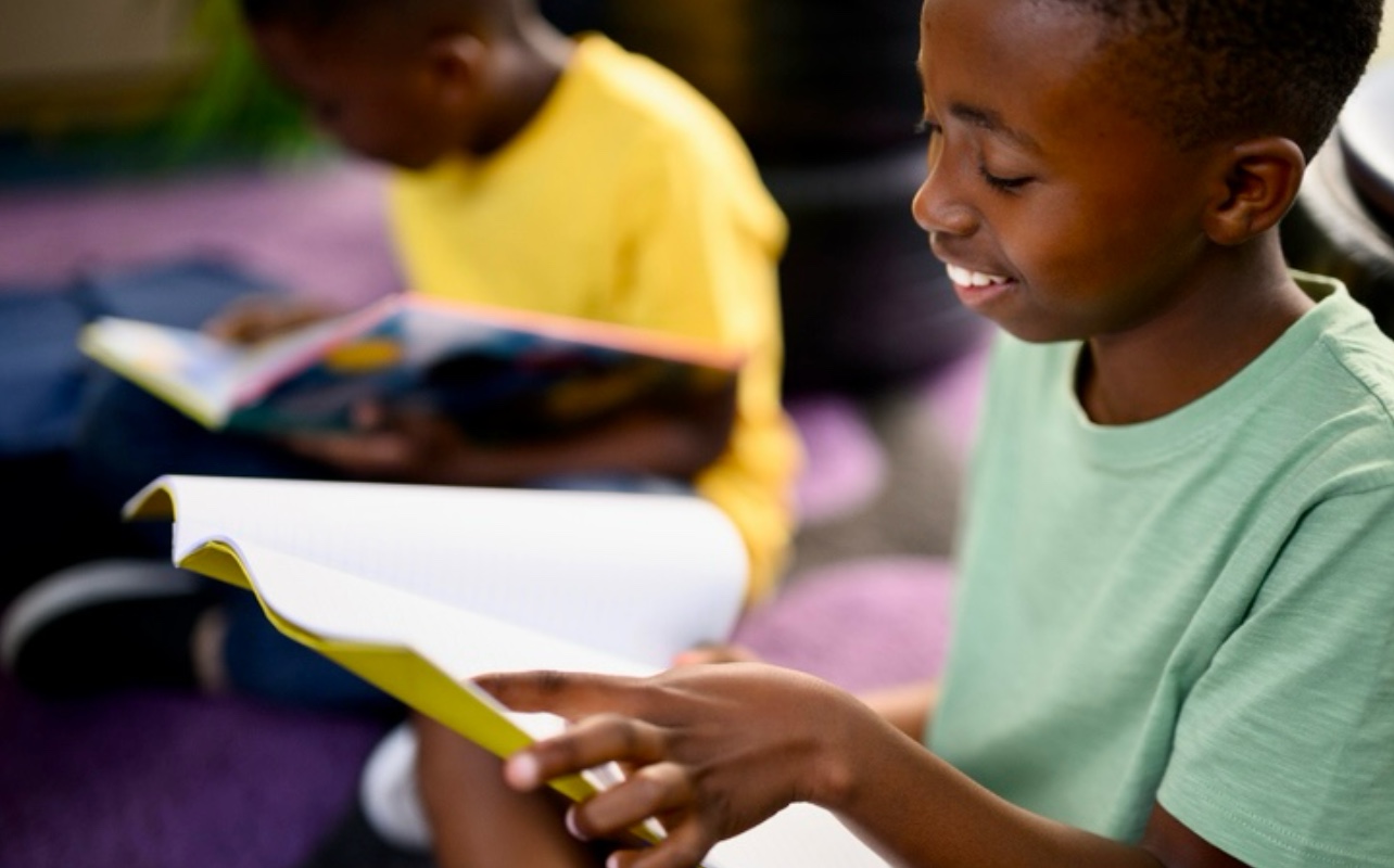 Former Teacher Warns Parents About Literacy Crisis